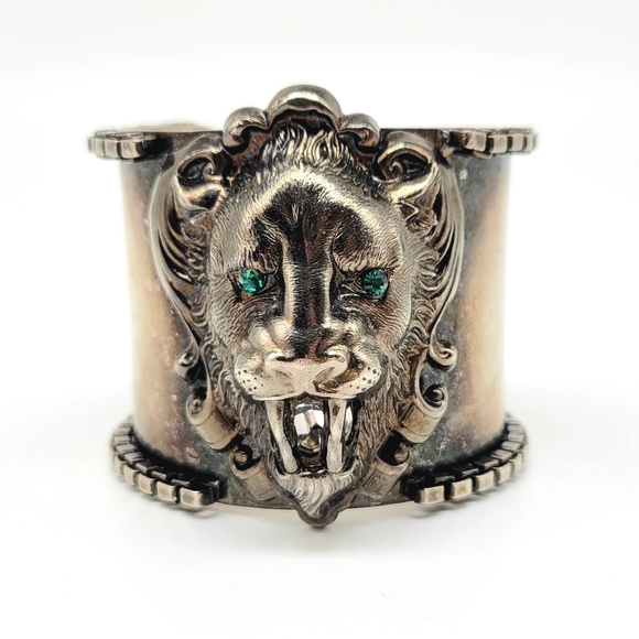 Sorrelli | Jewelry | Sorrelli Lion Statement Cuff Bracelet W Emerald ...